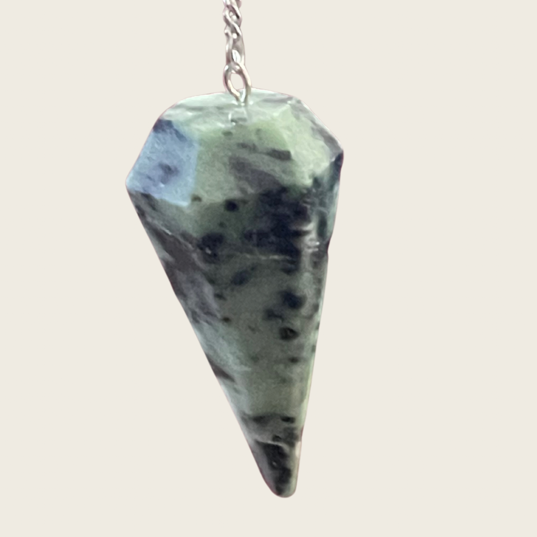 Pendulum Green Fuschite – Granny Magick Margaret Jamison